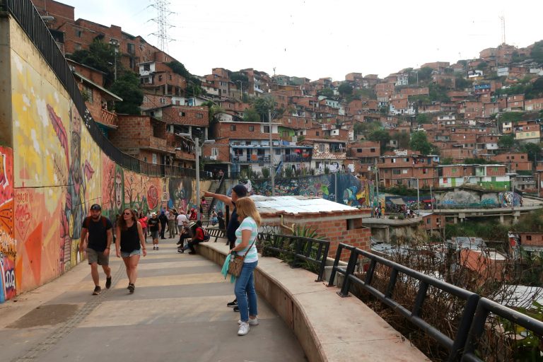 Comuna 13, em Medellín: uma história de transformação